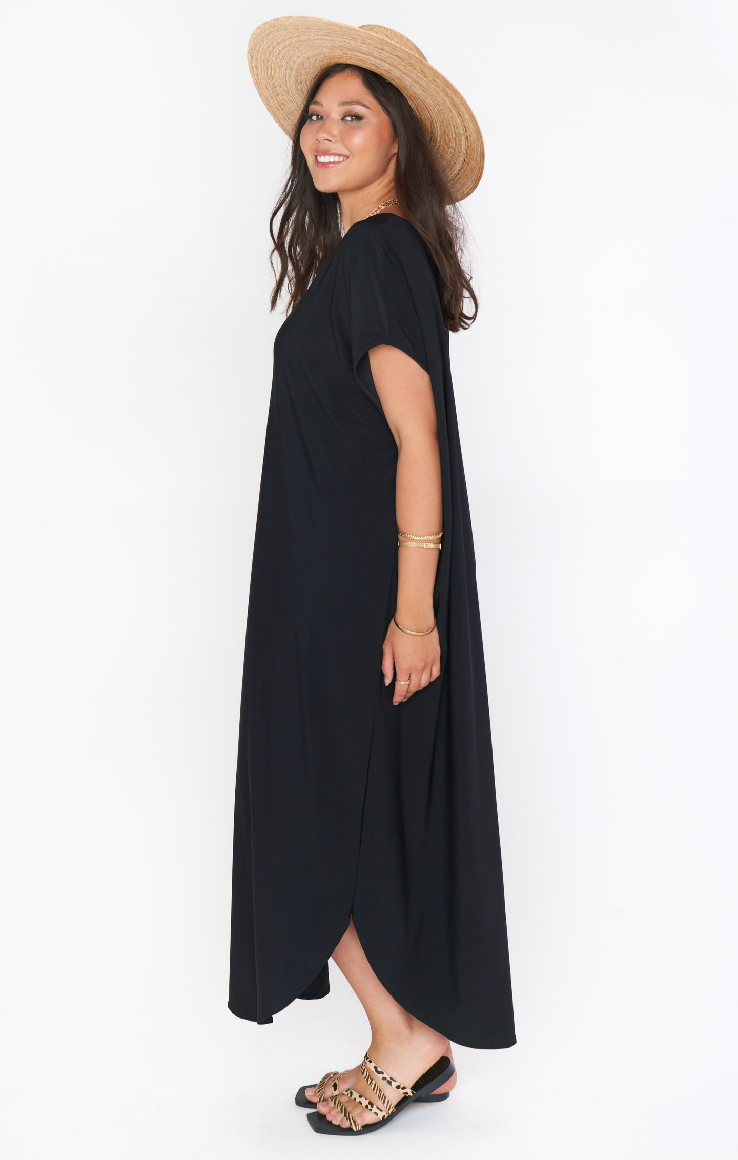 Worldly Caftan ~ Black – Mumu